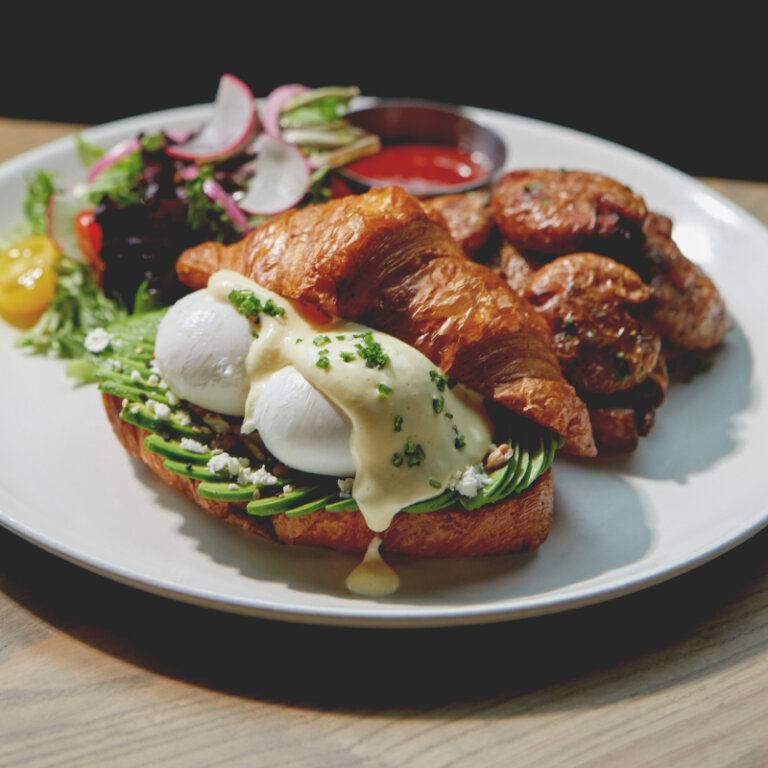 The Best Beer, Pizza & Vibes | King Taps Restaurants